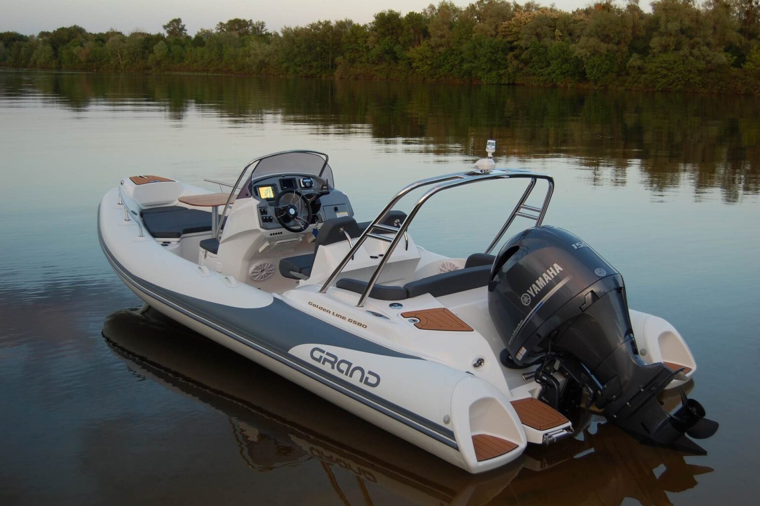 Grand G580 - Inflatable Boat Pro