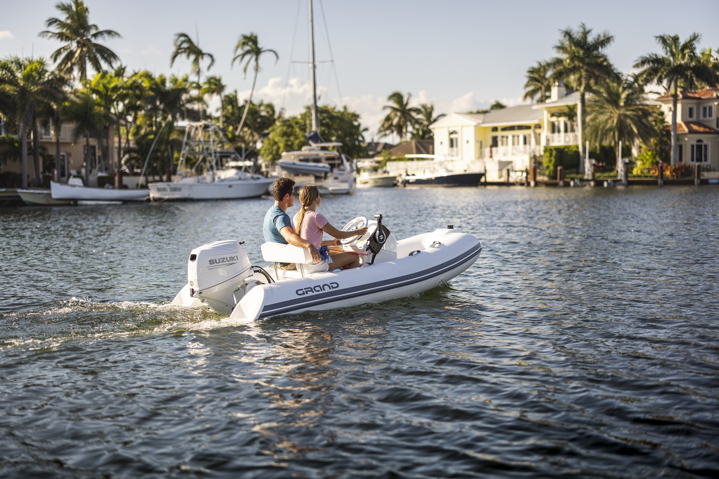 Grand S300 - Inflatable Boat Pro