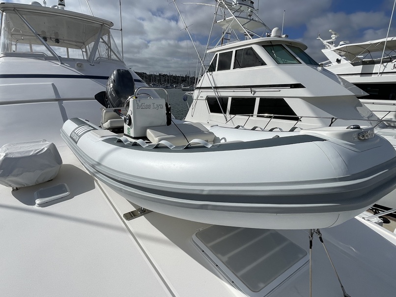 Novurania 400 DL Tender from Inflatable Boat Pro